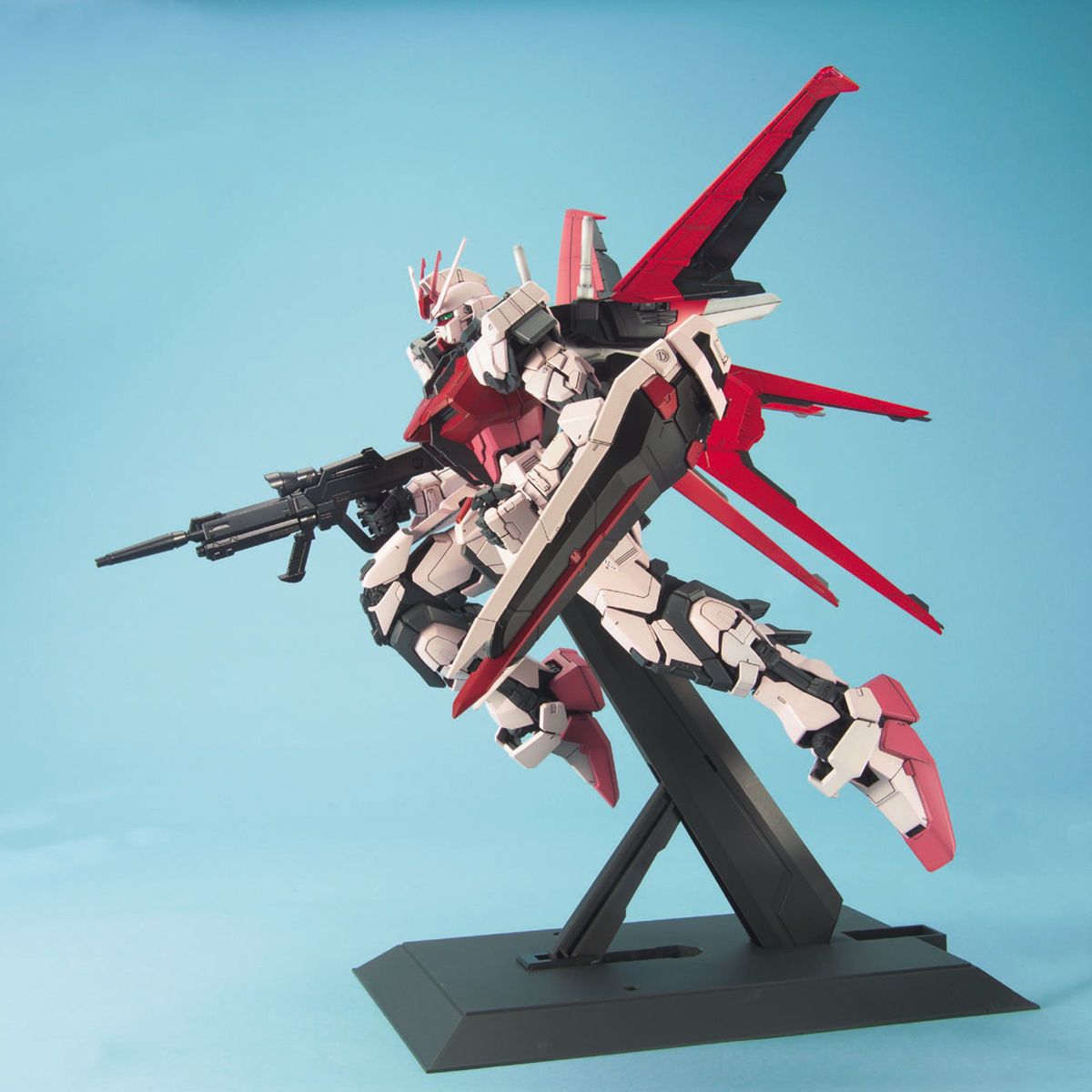 PG 1/60 STRIKE ROUGE + SKY GRASPER - Model Kit Articulado - Bandai ...