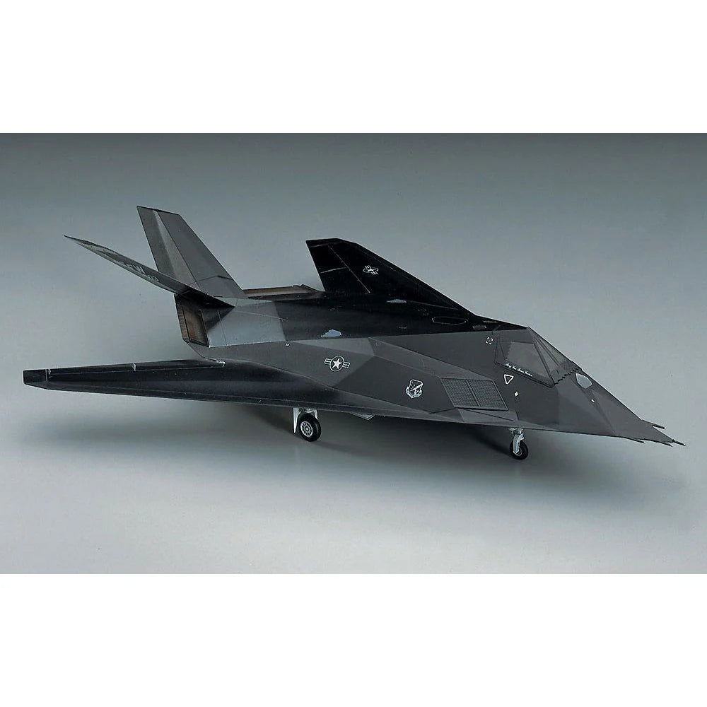 1/72 F-117A NIGHTHAWK - Model Kit - HASEGAWA – BlasterChile