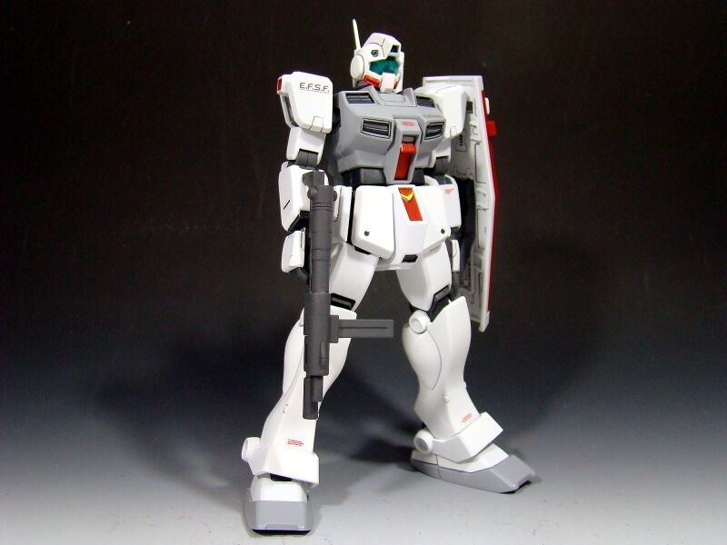 1/144 HGUC RGM-79D GM COLD DISTRICT TYPE - Model Kit Articulado - Band ...